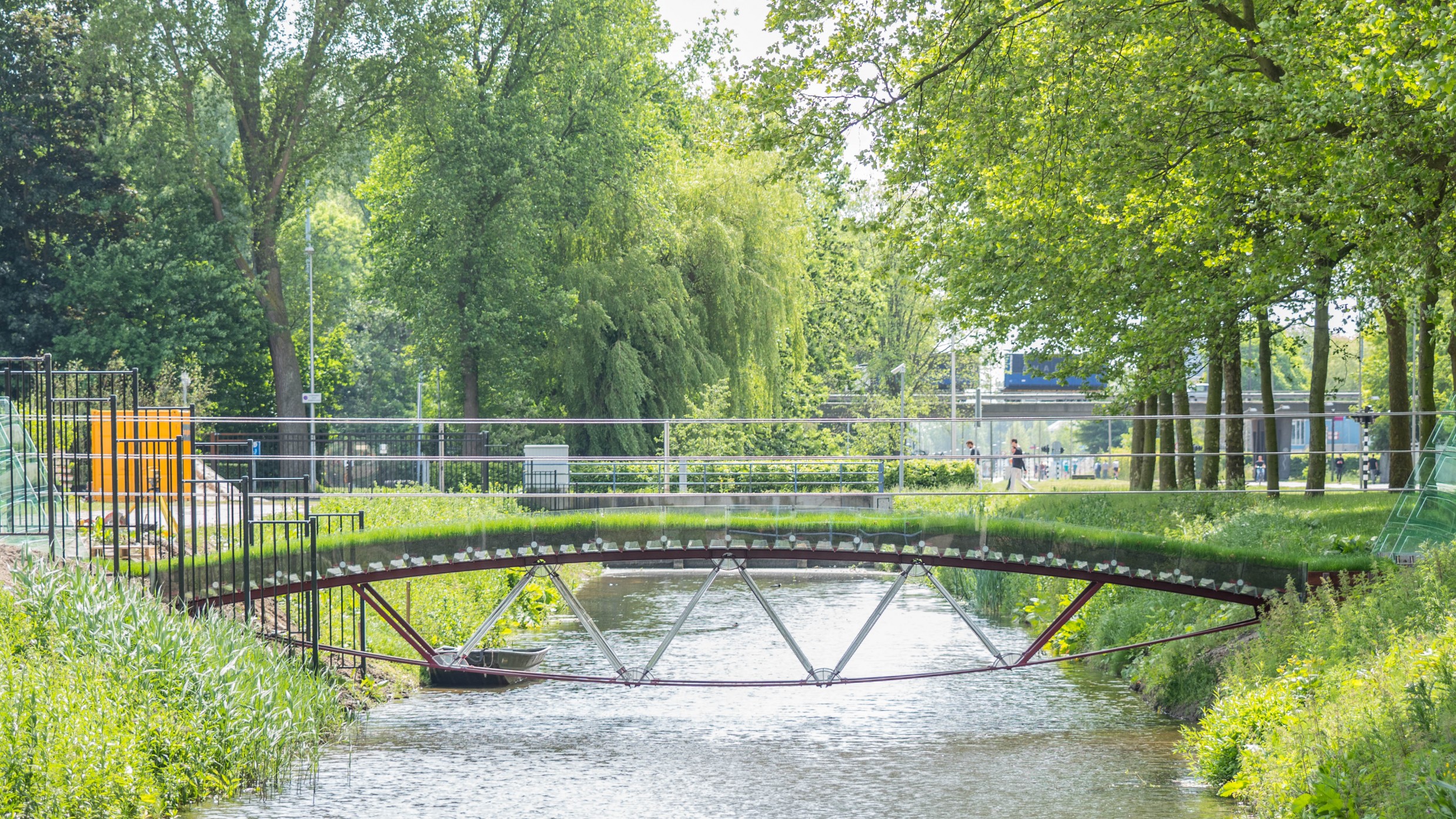 Glass Truss Bridge | Nationale staalprijs