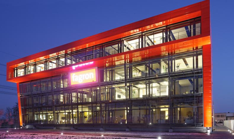 gevel bedrijfsgebouw Fagron | Nationale staalprijs